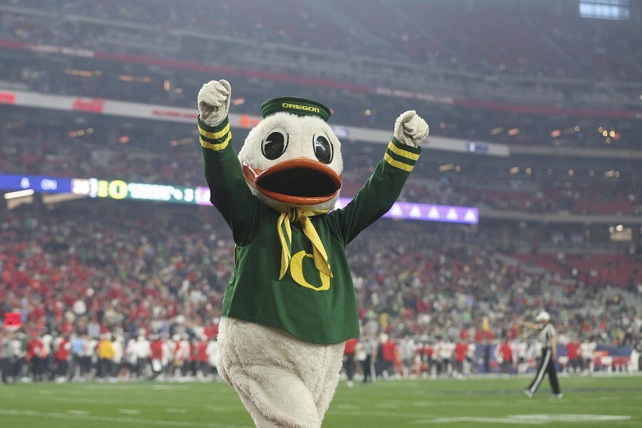 Exclusive perks for young Duck fans through special club | OregonNews
