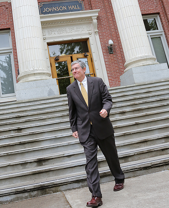 UO President Michael Gottfredson set for investiture today (Thursday ...