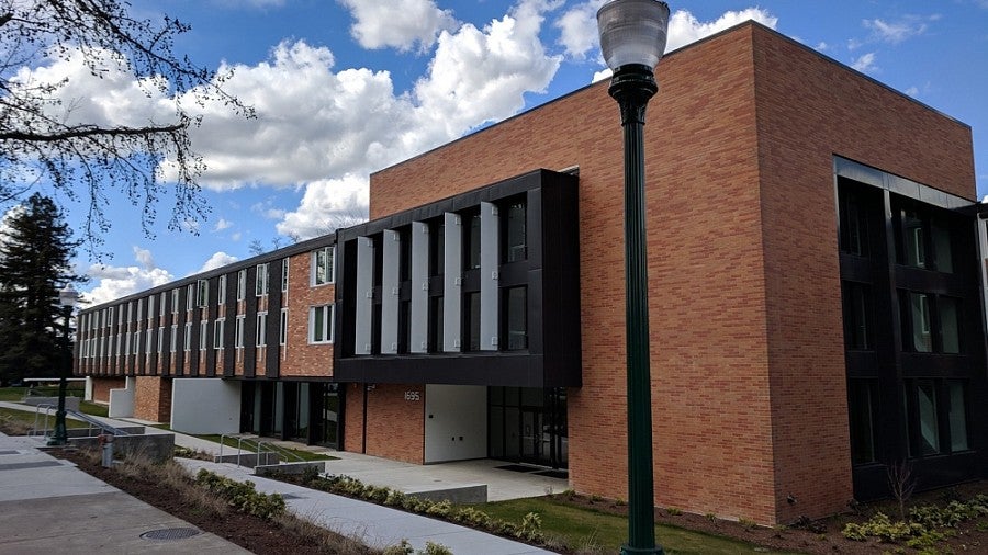 UO celebrates renovation of Justice Robert Sharp Bean Hall | OregonNews