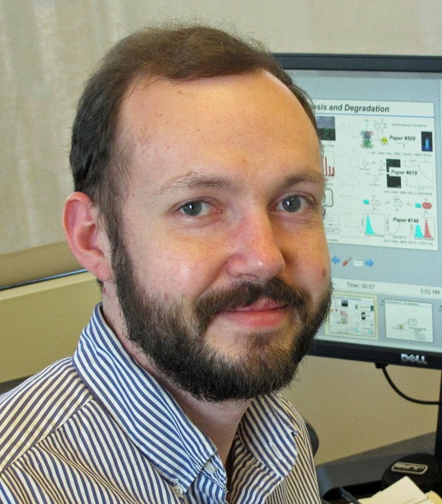 NSF awards CAREER grant to UO researcher Michael Pluth | OregonNews