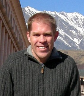 Chris Minson named to first Singer Professorship | OregonNews