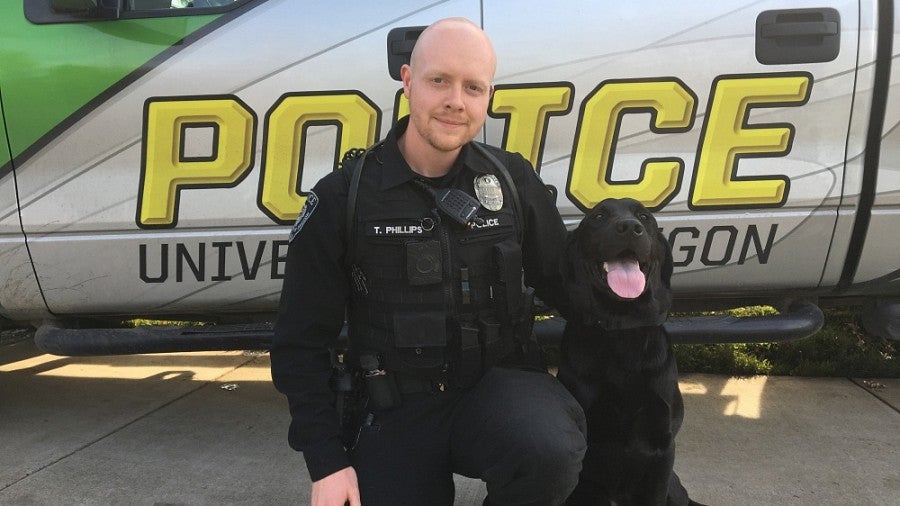UO Police Department puts a friendly, furry face on the beat | OregonNews