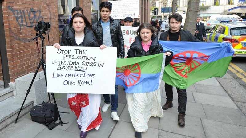 Professor confronts the persecution faced by Roma people | OregonNews